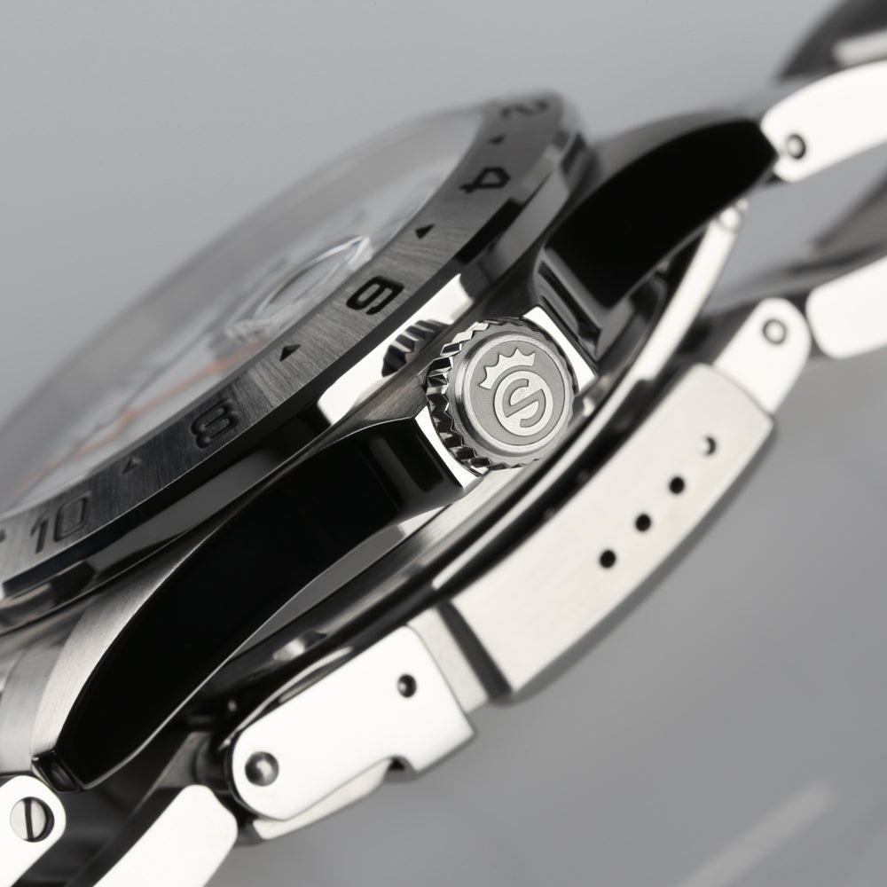 Ocean 39 vintage GMT WHITE – www.olko-watches.com